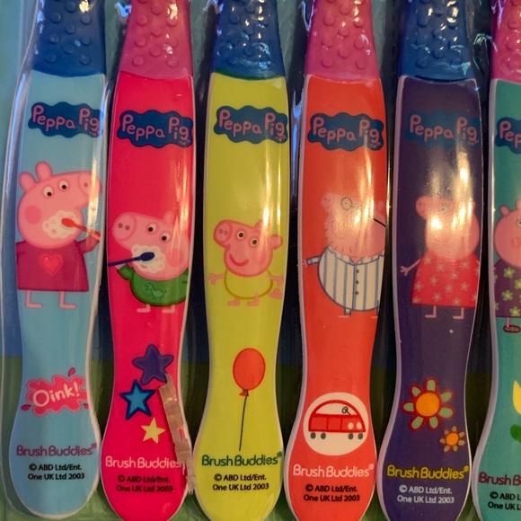 Peppa Pig | Accessories | Peppa Pig Six Pack Of Toothbrushs | Poshmark